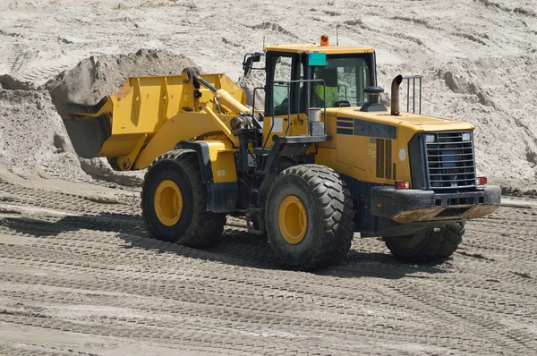 Old wheel loader bulldoze — Stock Photo © dvargg #4128197