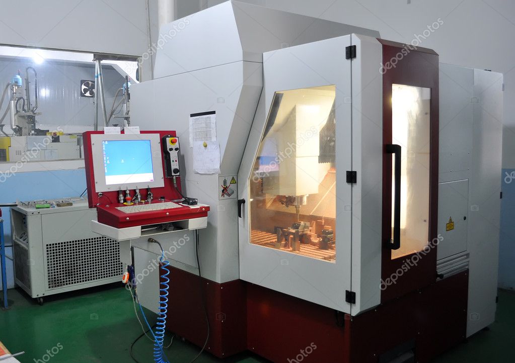 Máquina herramienta CNC: fotografía de stock © zhanglianxun #19457977 ...