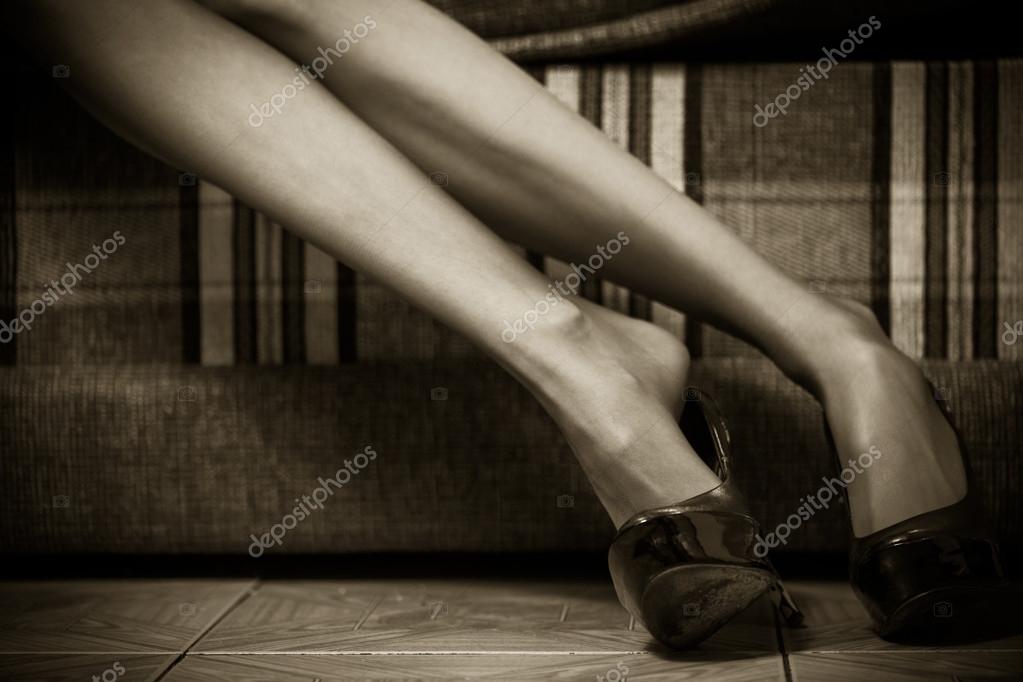 Sexy Piernas Fotografía De Stock © Blazeofglory 44648431 Depositphotos