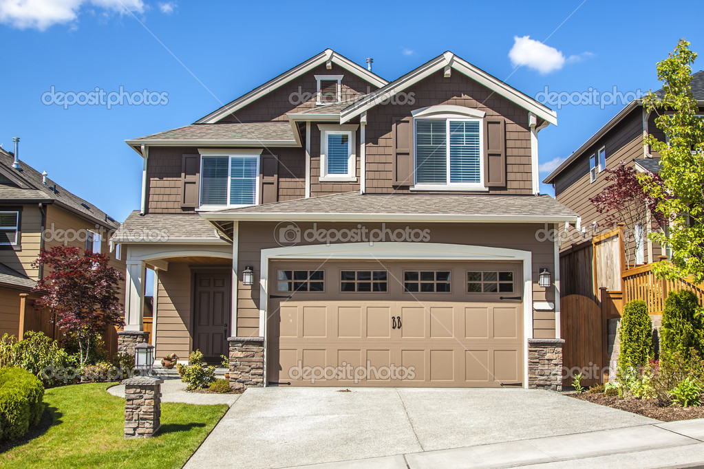 American home — Stock Editorial Photo © alexmisu #25495671