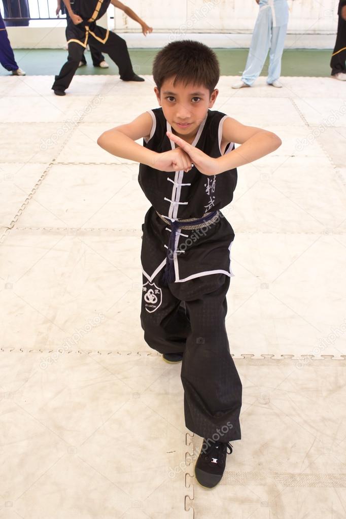 Wushu gun shu competition at National Youth Games, Phuket 2012 – Stock ...
