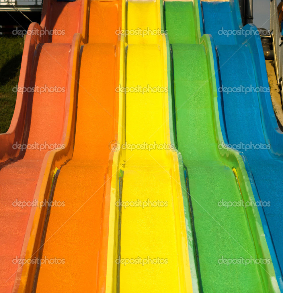 Toboganes del parque acuático 2024