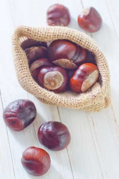 Chesnut Stock Photos, Royalty Free Chesnut Images | Depositphotos®