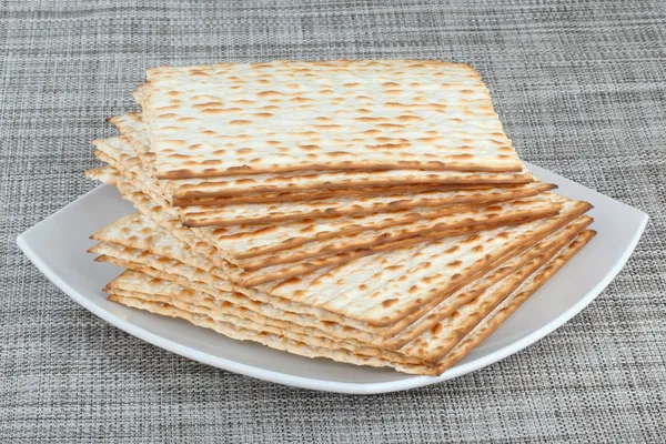 Matzah, matza, matzo, unleavened bread — Stock Photo © Leonid_Shtandel ...
