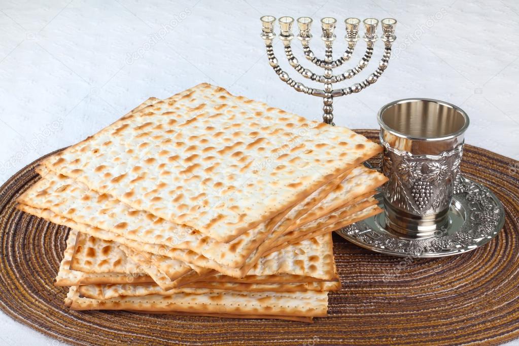 Matzah — Stock Photo © leonidp #40095023