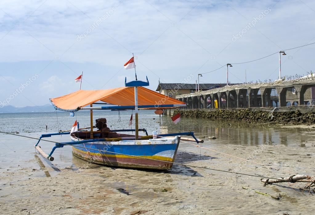 Fisherman's boat in Bandar Lampung, Sumatra, Indonesia — Stock Photo ...