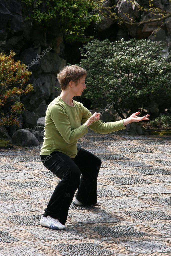 Tai Chi - Sun Yat Set Chinese Garden, Vancouver, BC, Canada — Stock ...