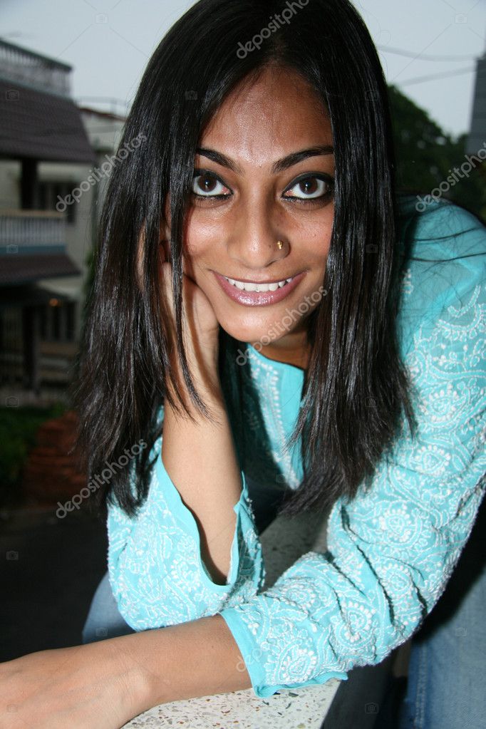 Beautiful Young Indian Lady — Stock Photo © imagex #18459893