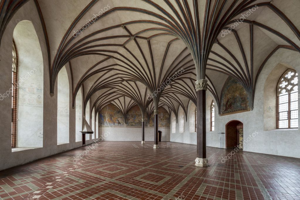 Chamber in greatest Gothic castle in Europe - Malbork. — Stock Photo ...