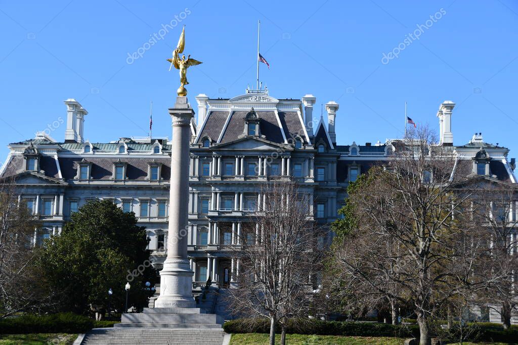WASHINGTON, DC - 3 de abril: Monumento a la Primera División en el ...