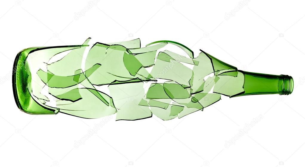 Cassé vert bouteille verre alcool déchets — Photographie PicsFive ...