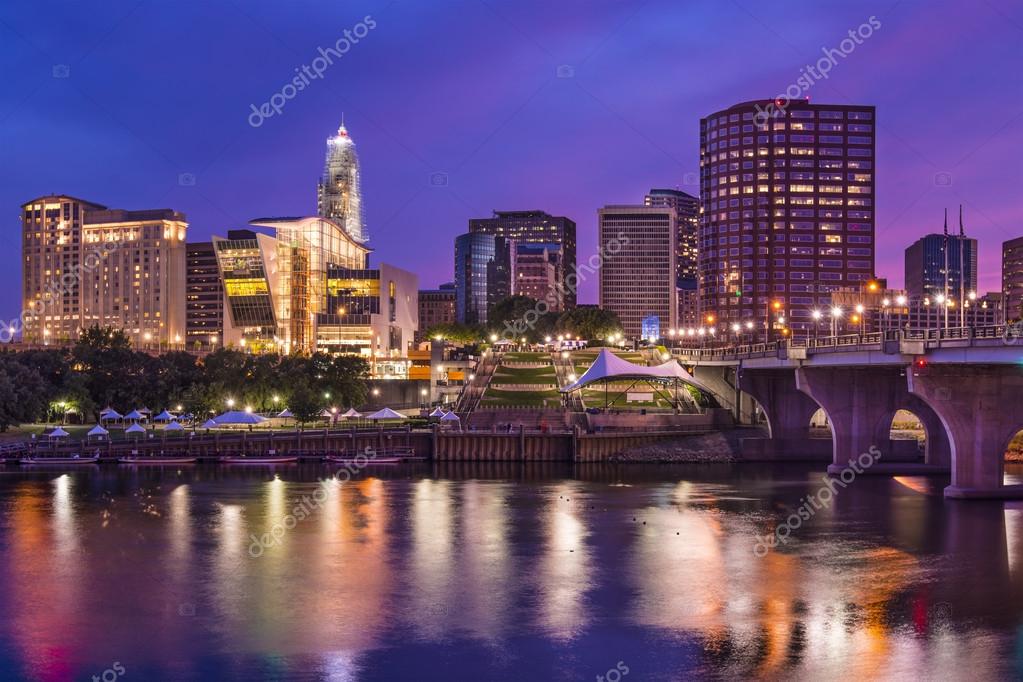 Downtown Hartford, Connecticut Skyline Stock Photo by ©sepavone 30558311