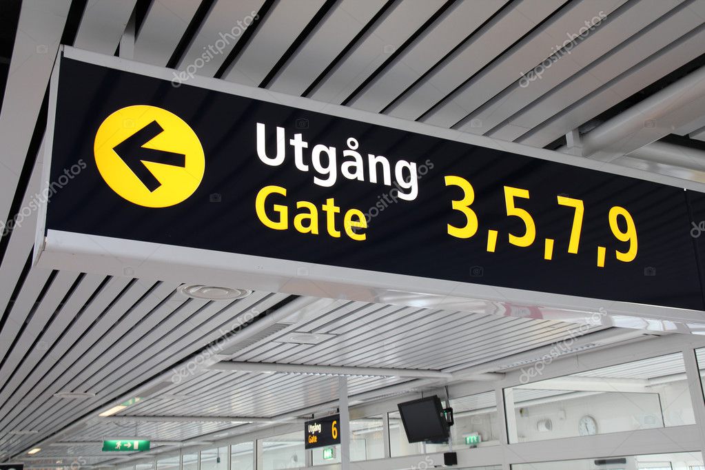Departure gates Stock Photo by ©tupungato 29947555
