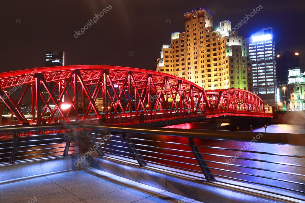 Shanghai bund garden bridge at night — Stock Photo © Alan #27602939