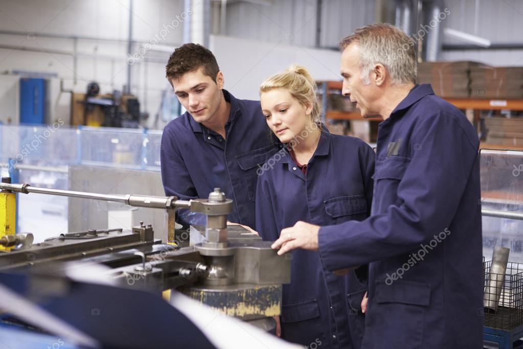 Engineer Teaching Apprentices — Stock Photo © monkeybusiness #48302399