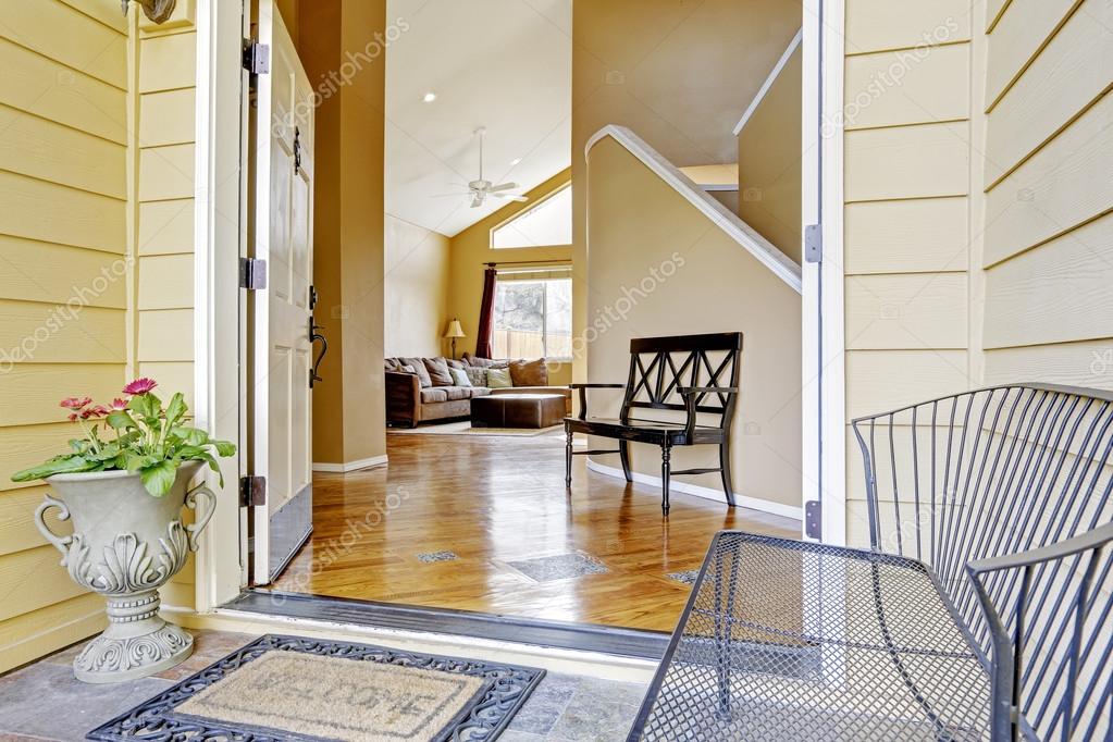 View of entrance hall through open doors — Stock Photo © iriana88w ...