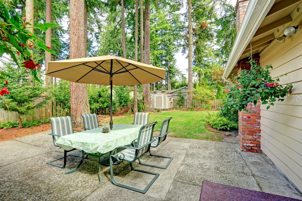 Countryside house backyard with patio table Stock Photo by ©iriana88w ...