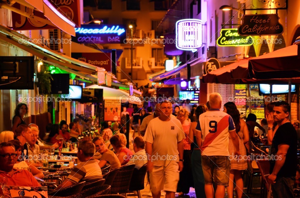 Bars on a walking street in Albufeira, Algarve, Portugal – Stock ...
