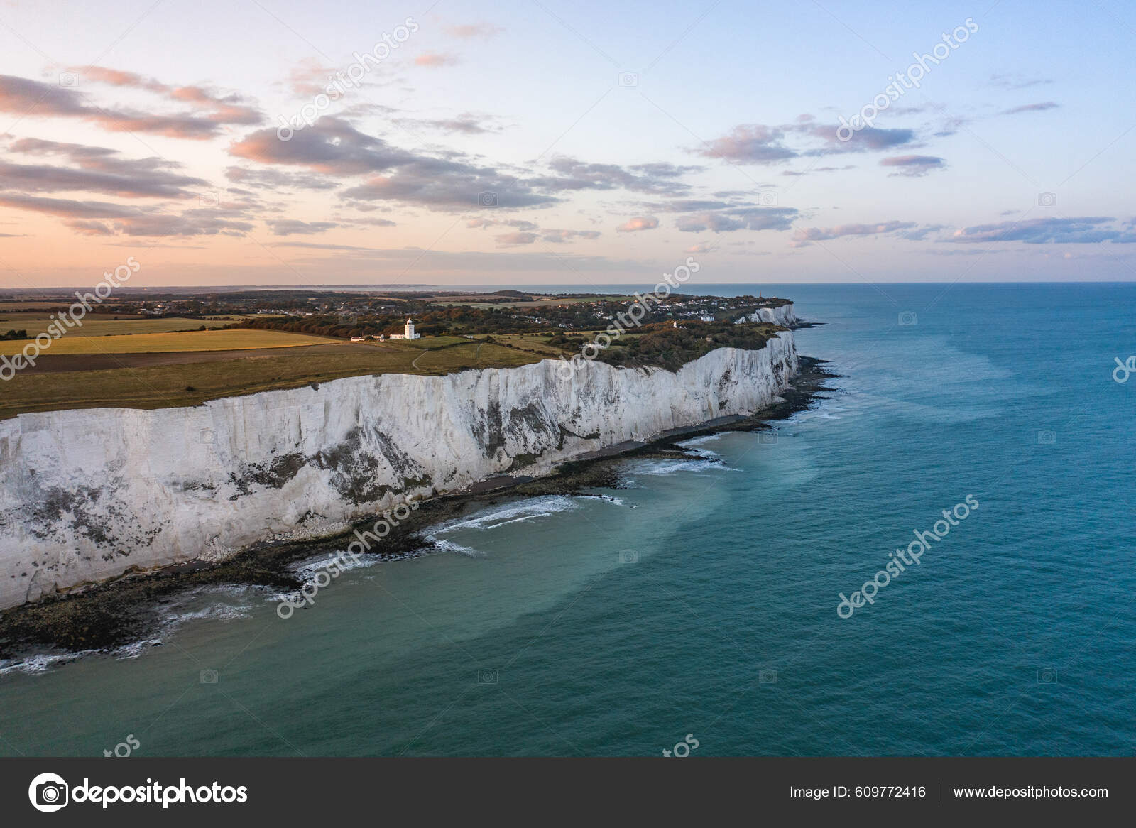 White Cliffs Dover Evening Aerial View — Stock Photo © 87Stock #609772416