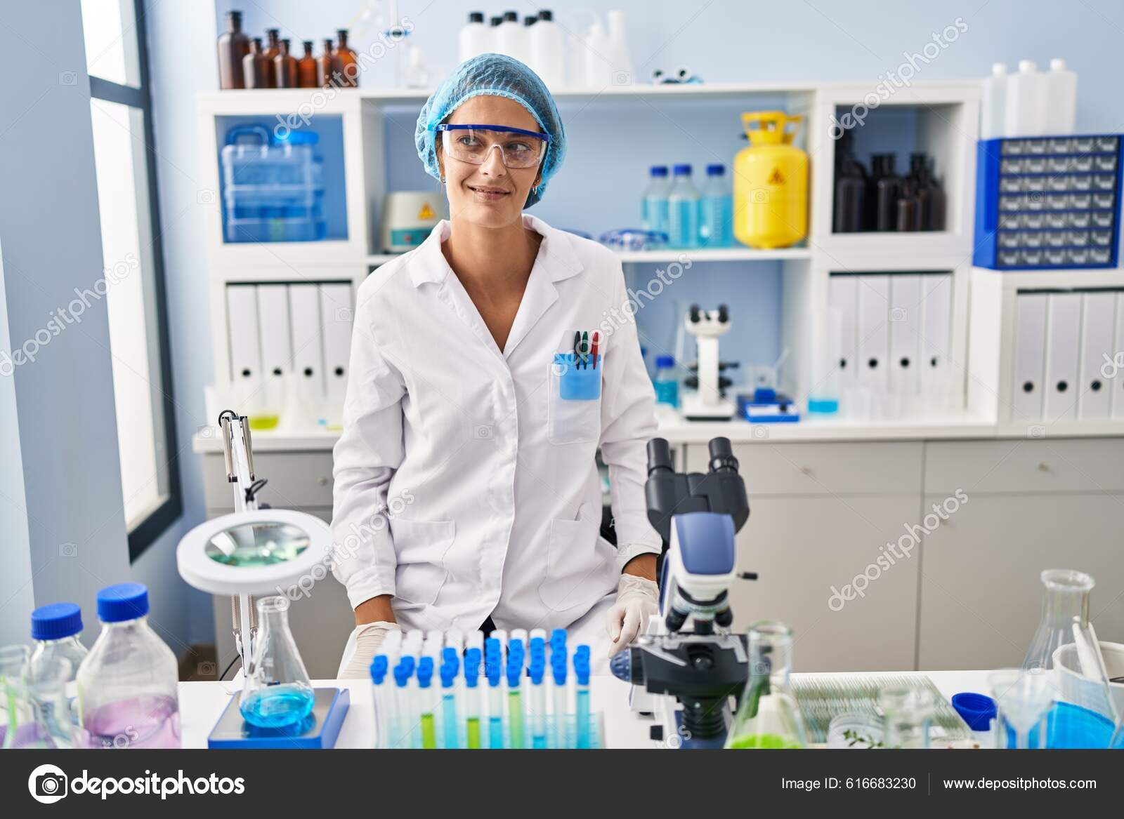 Brunette Woman Working Scientist Laboratory Smiling Looking Side Staring Away — Stock Photo ...
