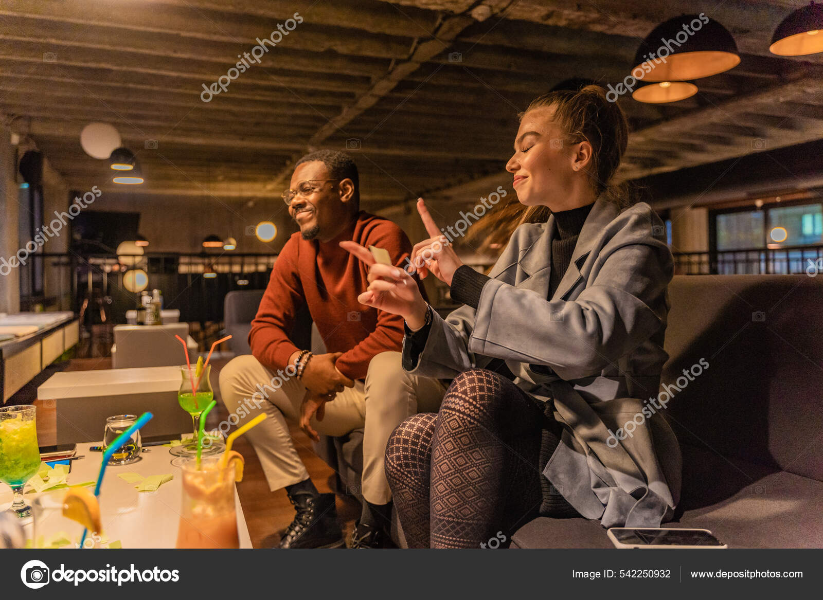 Attractive Beautiful Young Girl Explaining Word Smiling — Stock Photo ...