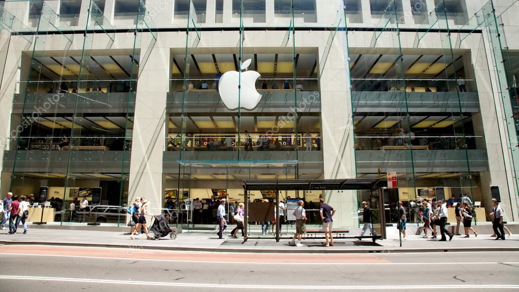 Apple Store – Stock Editorial Photo © Vividrange #24846545