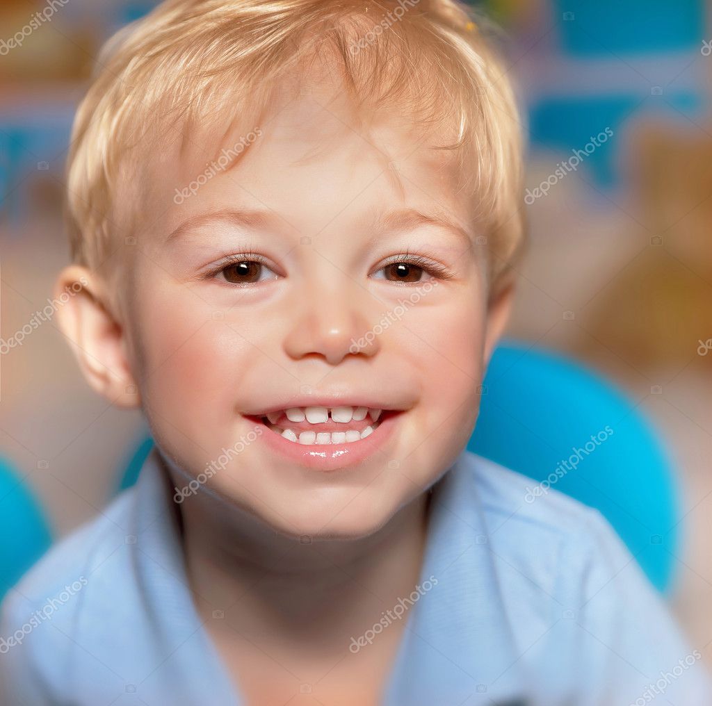 Cute smiling boy — Stock Photo © Anna_Om #41291433