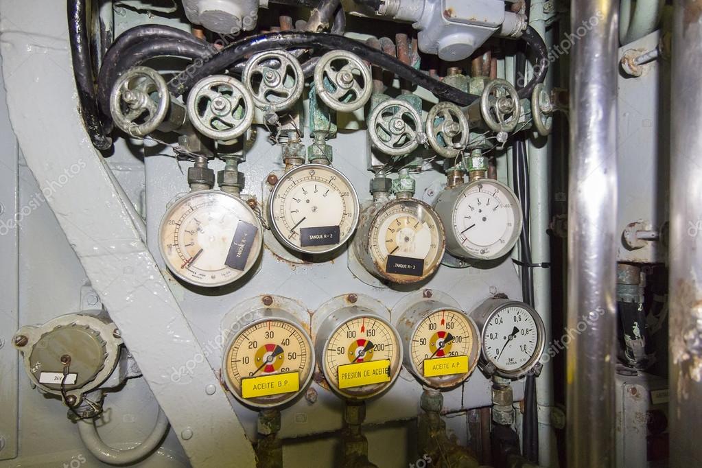 Adjustment and control panels of an old submarine — Stock Photo ...