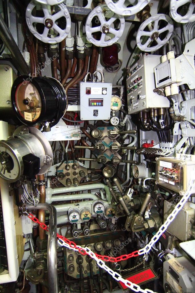 Adjustment and control panels of an old submarine — Stock Photo ...