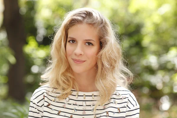 Portrait de femme réel images libres de droit, photos de Portrait de ...