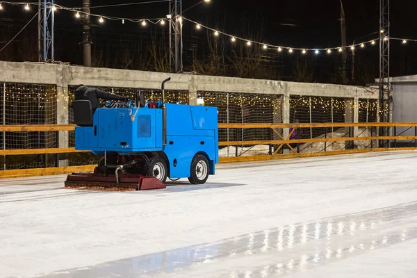 Lodowisko bar Stock Photos, Royalty Free Lodowisko bar Images ...