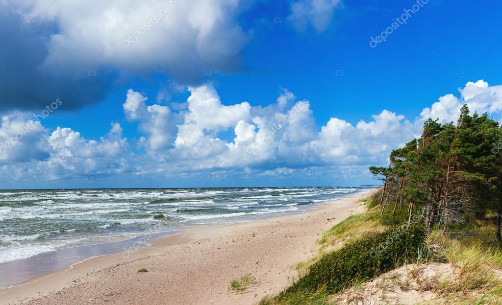 Piękny piękny widok na Morze Bałtyckie — Zdjęcie stockowe © mac_sim ...