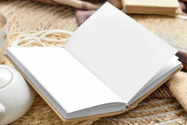 Closed book png wallpaper images libres de droit, photos de Closed book png wallpaper ...