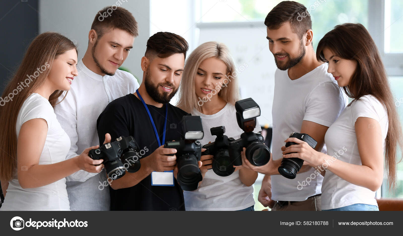 Group Young Photographers Master Class Studio — Stock Photo © serezniy ...