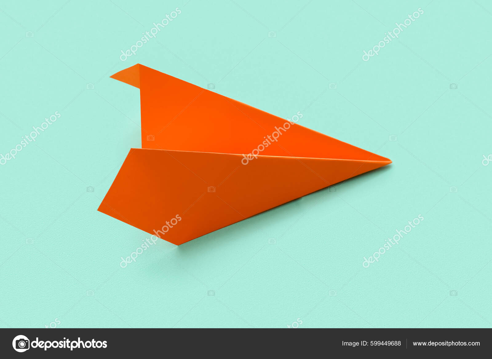 Orange Paper Plane Color Background — Stock Photo © serezniy #599449688
