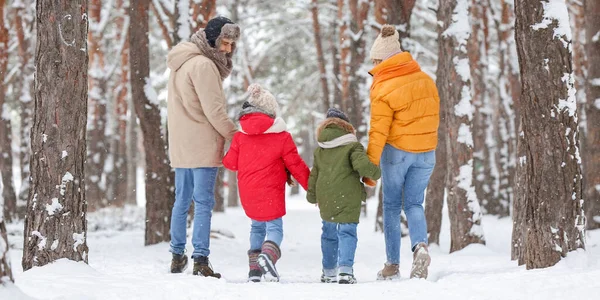 Indian family winter Stock Photos, Royalty Free Indian family winter ...