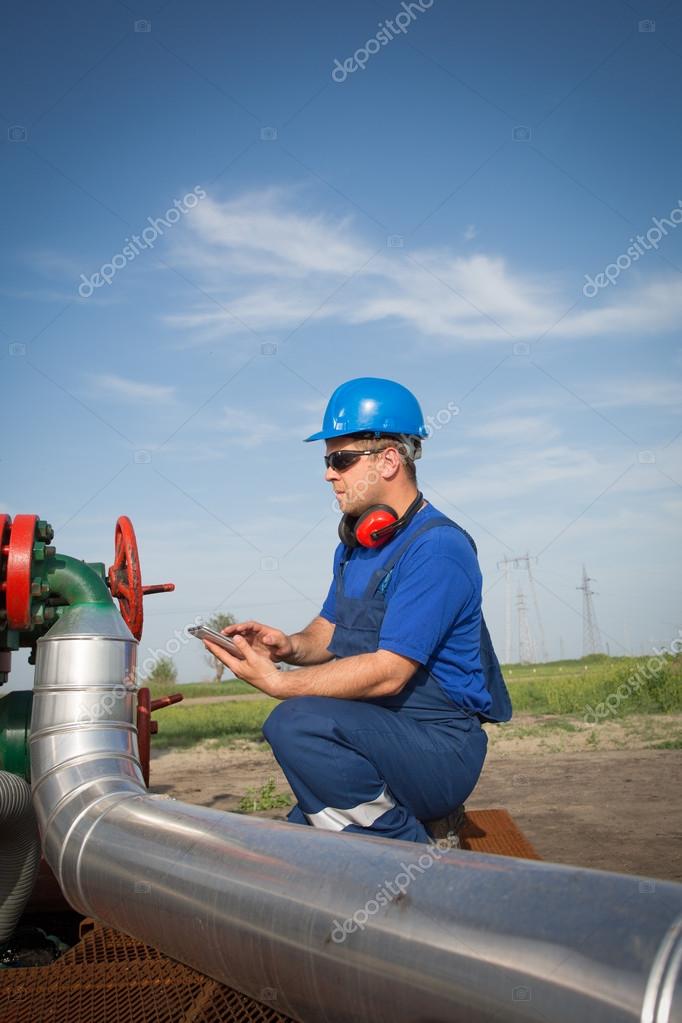Oil worker Stock Photo by ©zorandim 25247431
