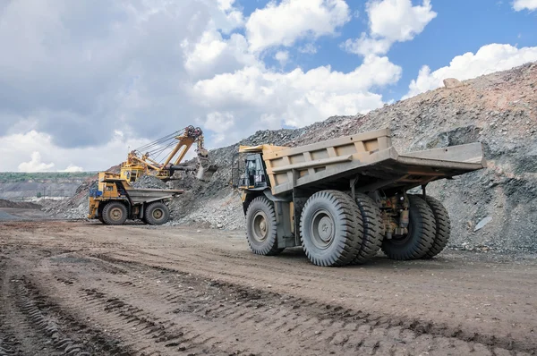 Open cast mine Stock Photo by ©Bond 37666739