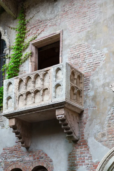 Famous Romeo and Juliet balcony — Stock Photo © pljvv1 #1446505
