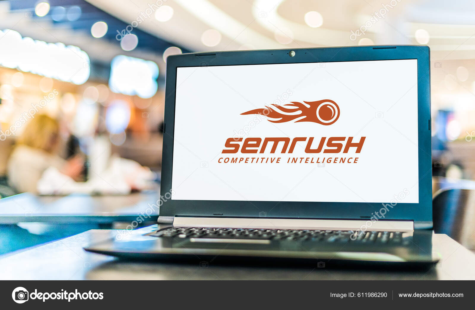 Poznan Pol Nov 2020 Computadora Portátil Que Muestra Logotipo Semrush ...