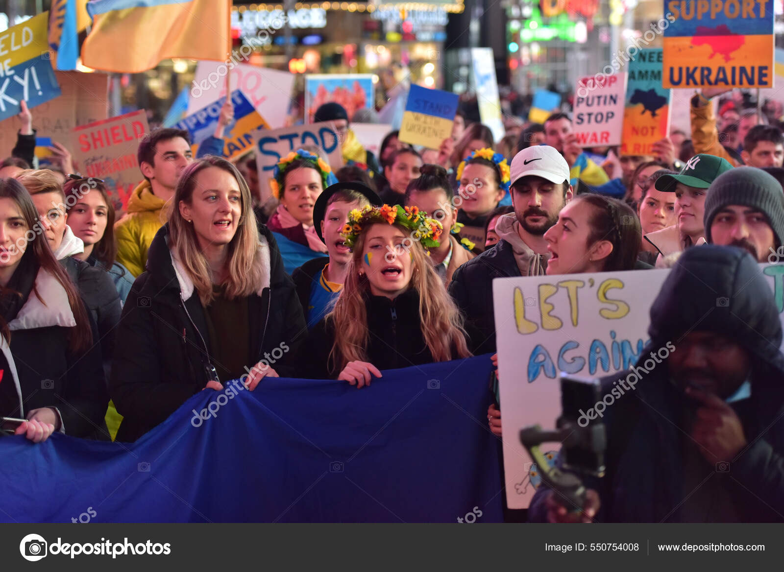 New York City Usa March 2022 Ukrainian Citizens Protests Times — Free ...