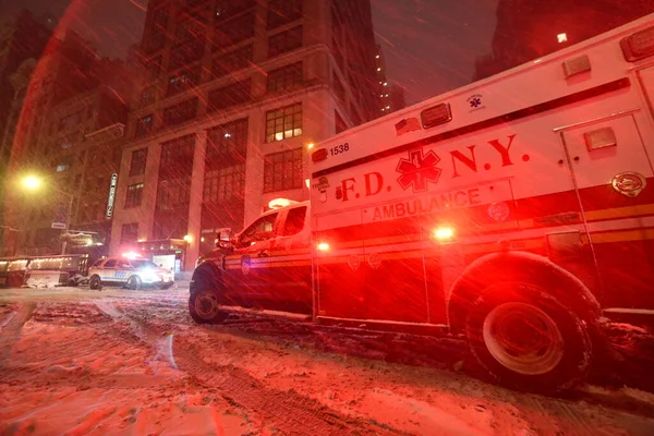 Nypd Fdny Emergency Scene New York City Snow Storm Covers – Stock ...