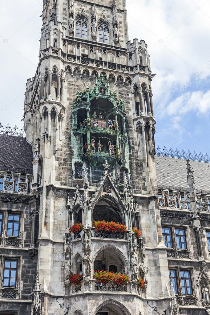 Clock of the old City Hall at Marienplatz in Munich, Germany – Stock ...