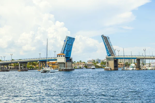 Key largo bridge Stock Photos, Royalty Free Key largo bridge Images ...
