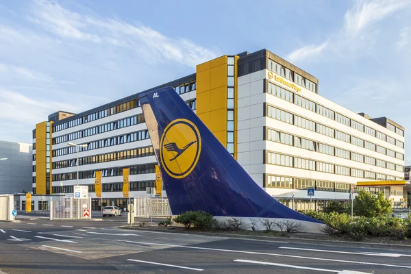 Tail sign Stock Photos, Royalty Free Tail sign Images | Depositphotos