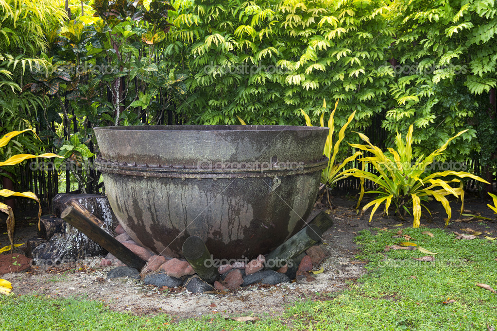Cauldron Stock Photo by ©kelpfish 50908547