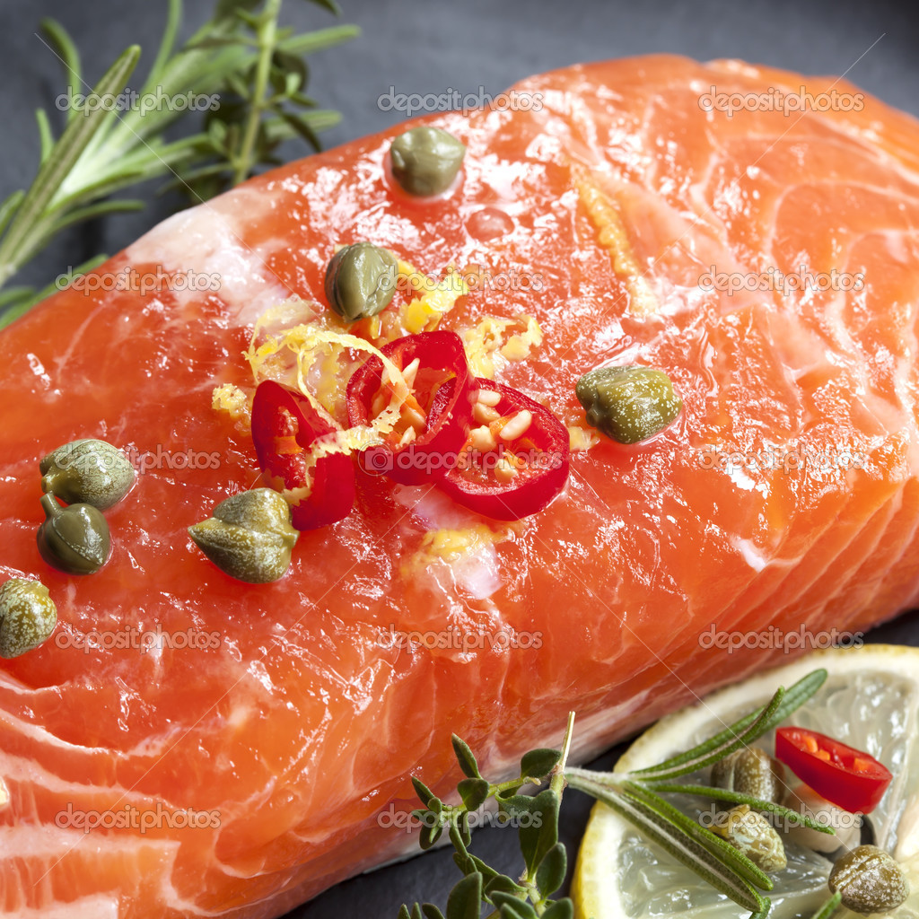 Raw Salmon Steak — Stock Photo © robynmac #42145551