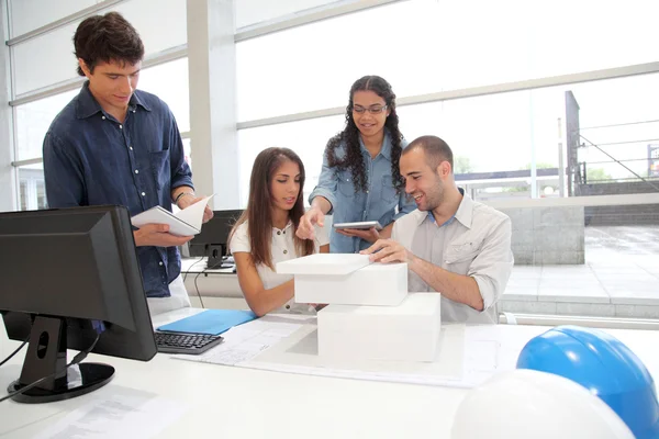 Cours informatique Stock Photos, Royalty Free Cours informatique Images ...