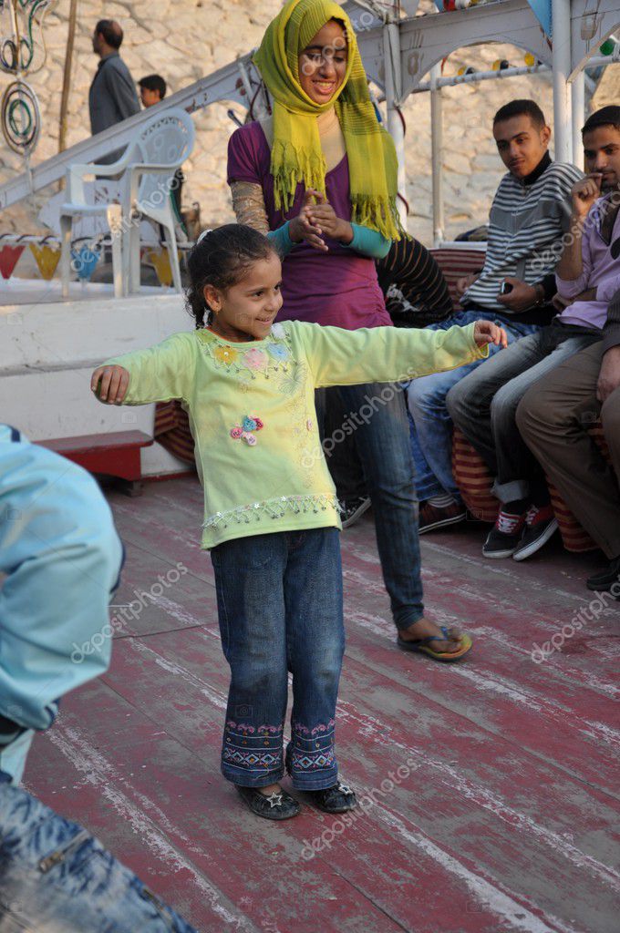 People in Cairo, Egypt – Stock Editorial Photo © EnginKorkmaz #28089011