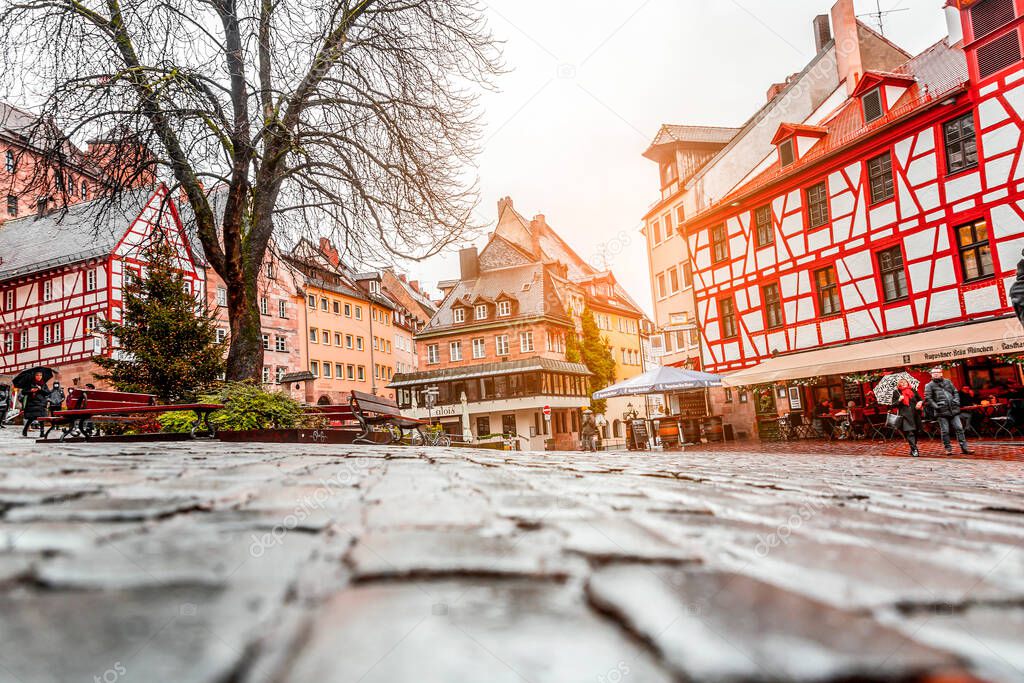 Nuremberg, Alemania - 28 de diciembre de 2021: Arquitectura genérica y ...